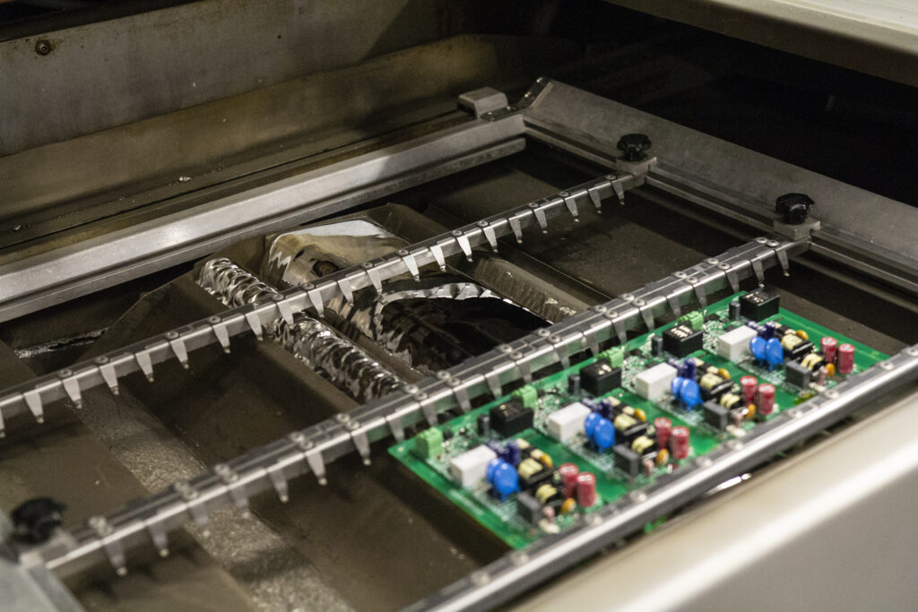 Mastering THT wave soldering: Design, process and selective wave ...